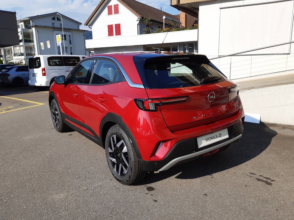 OPEL Mokka-e Elegance: Jetzt Probefahrt buchen!